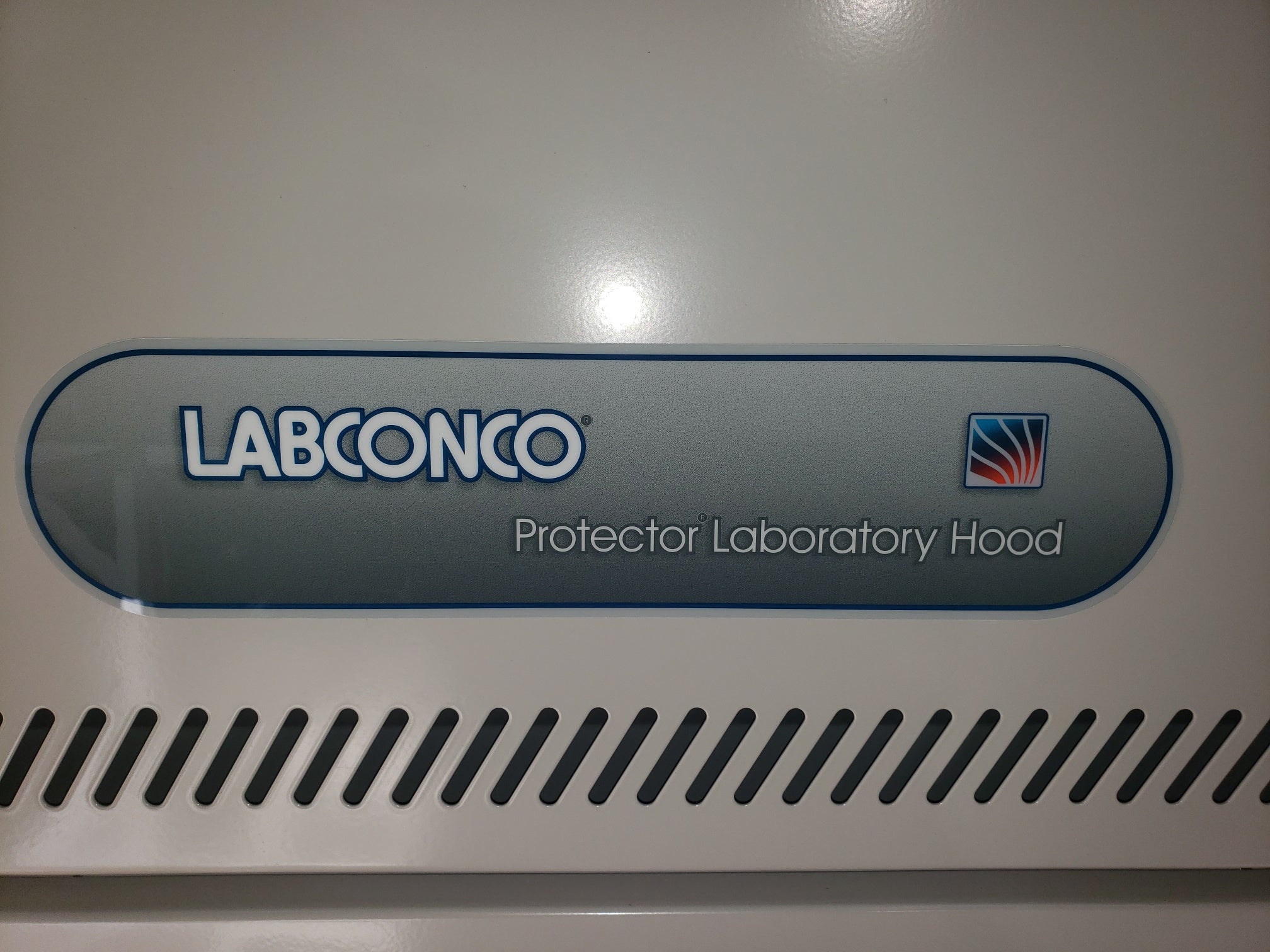 Labconco Protector XL 4 foot benchtop fume hood package (Extra depth ...