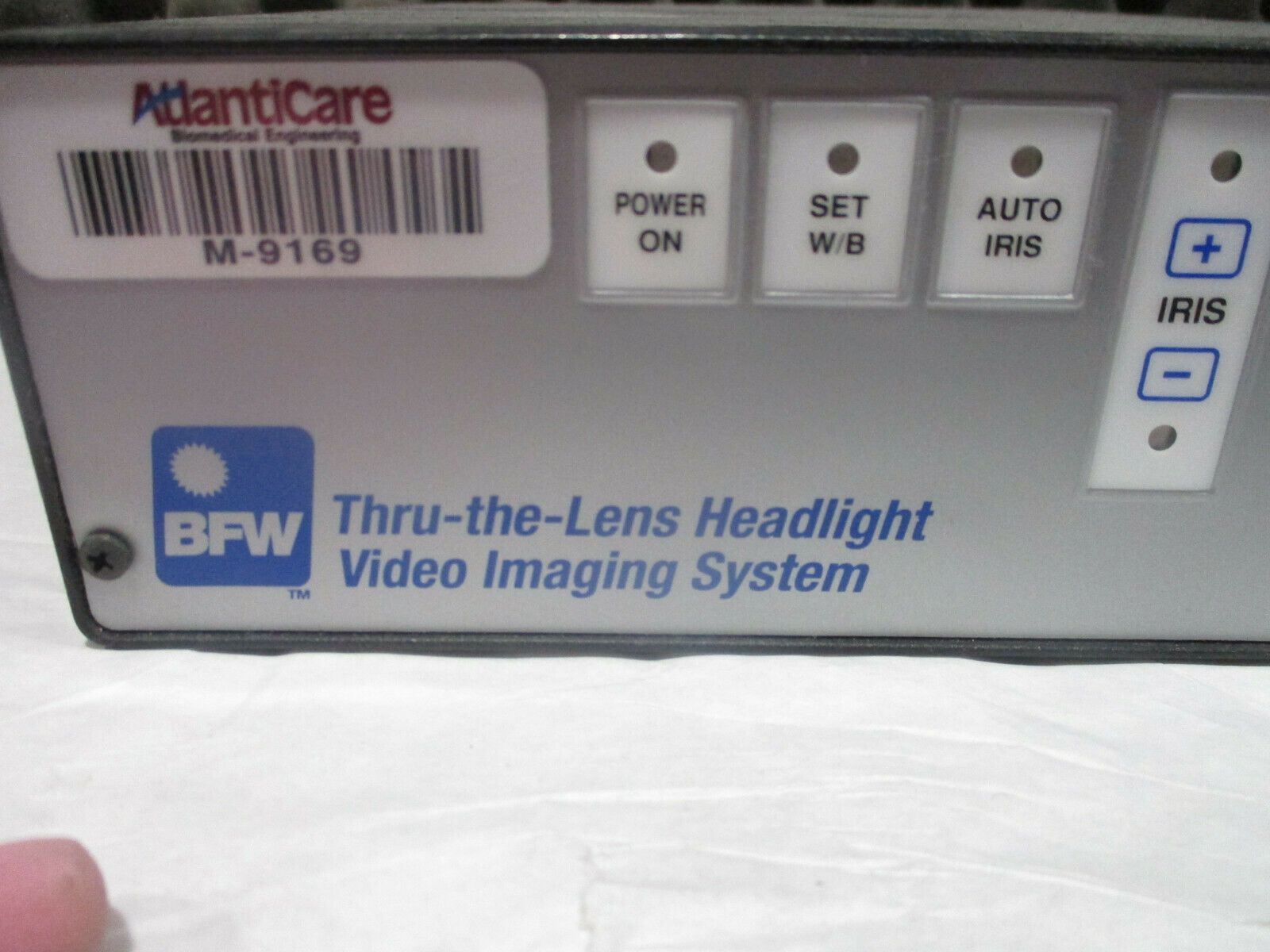 BFW 9300T-NTSC Camera Box Thru-the Lens Headlight | LabX.com