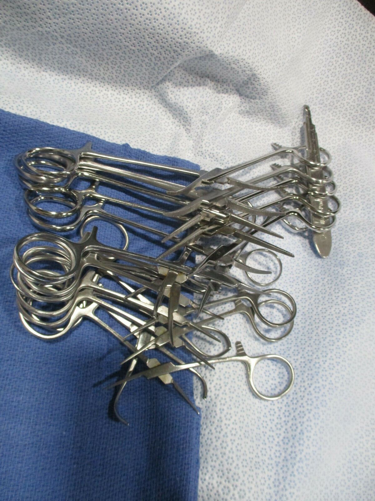 V. Mueller Circumcision Tray - Surgical Instrument | LabX.com