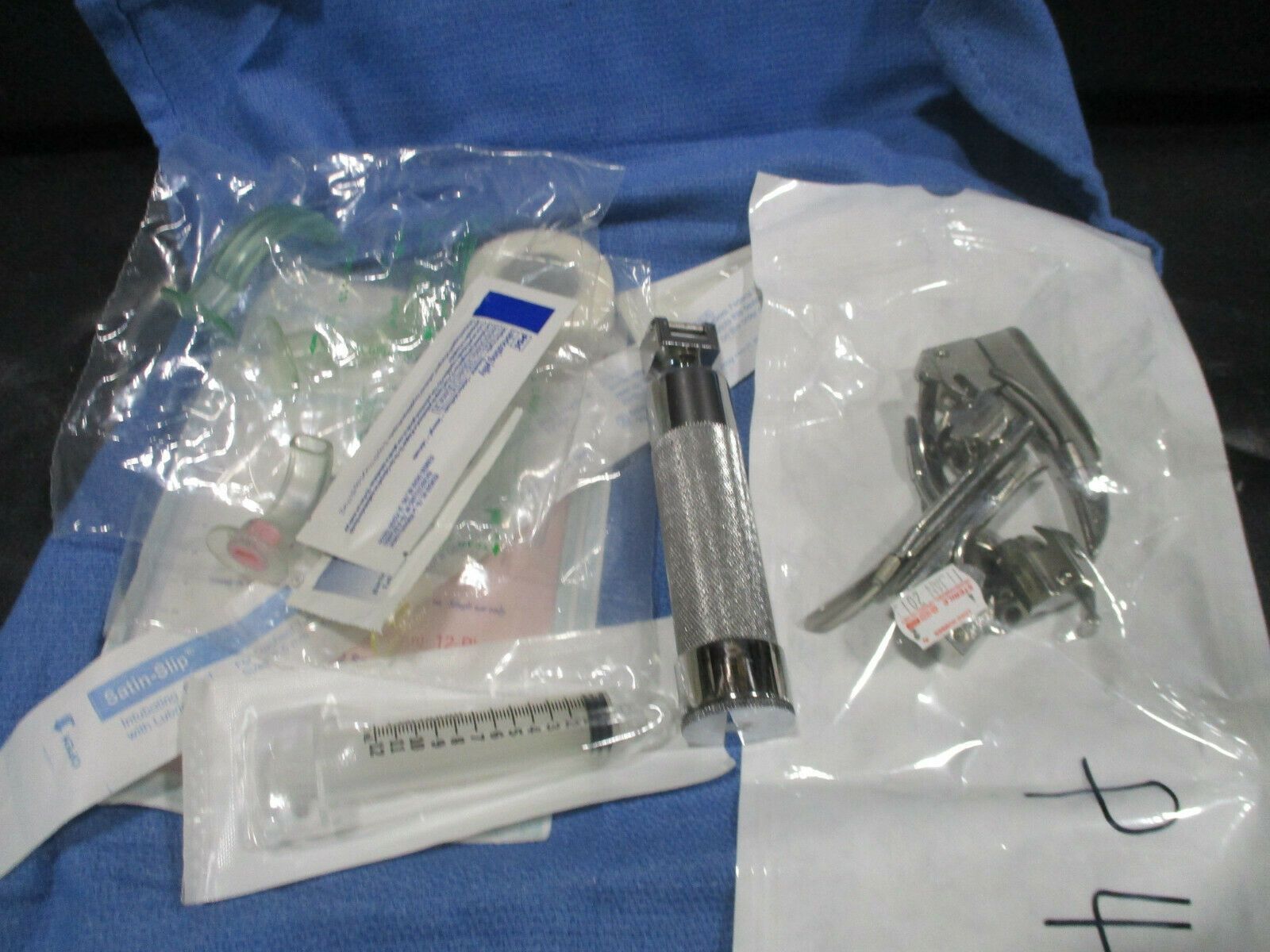Pediatric Endotracheal Instrumentation Tray | LabX.com
