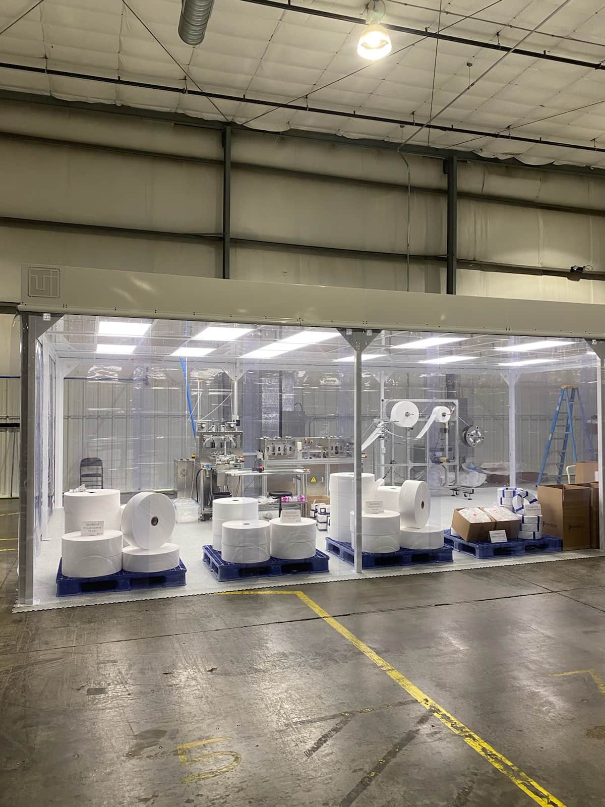 SOFTWALL MODULAR CLEAN ROOM FOR SALE! LIKE NEW! | LabX.com