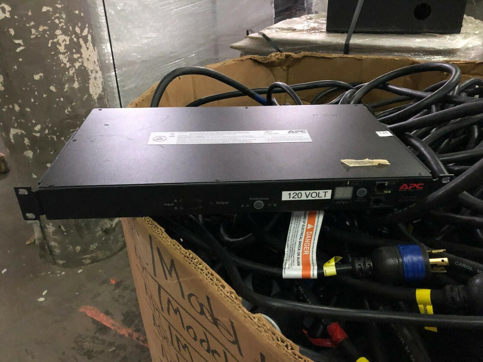 APC AP7752 Rack ATS/20A/10-Outlet/120V Rack-mount Transfer Switches ...