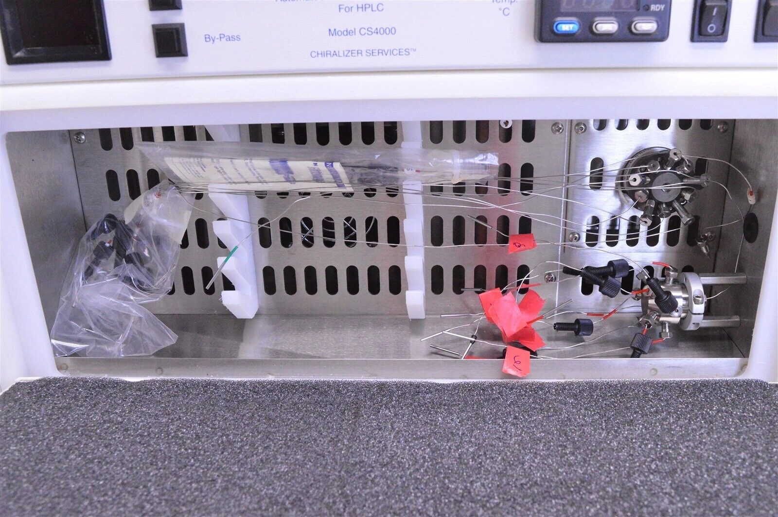 Chiralizer LC Spiderling Deluxe HPLC automated hea | LabX.com