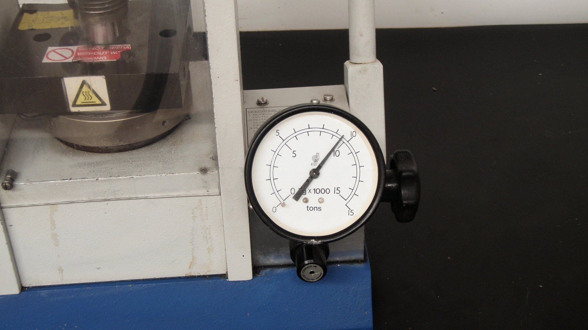 Specac 15 Ton Manual Hydraulic Press FTIR + XRF Pellet Press w/ Heating ...