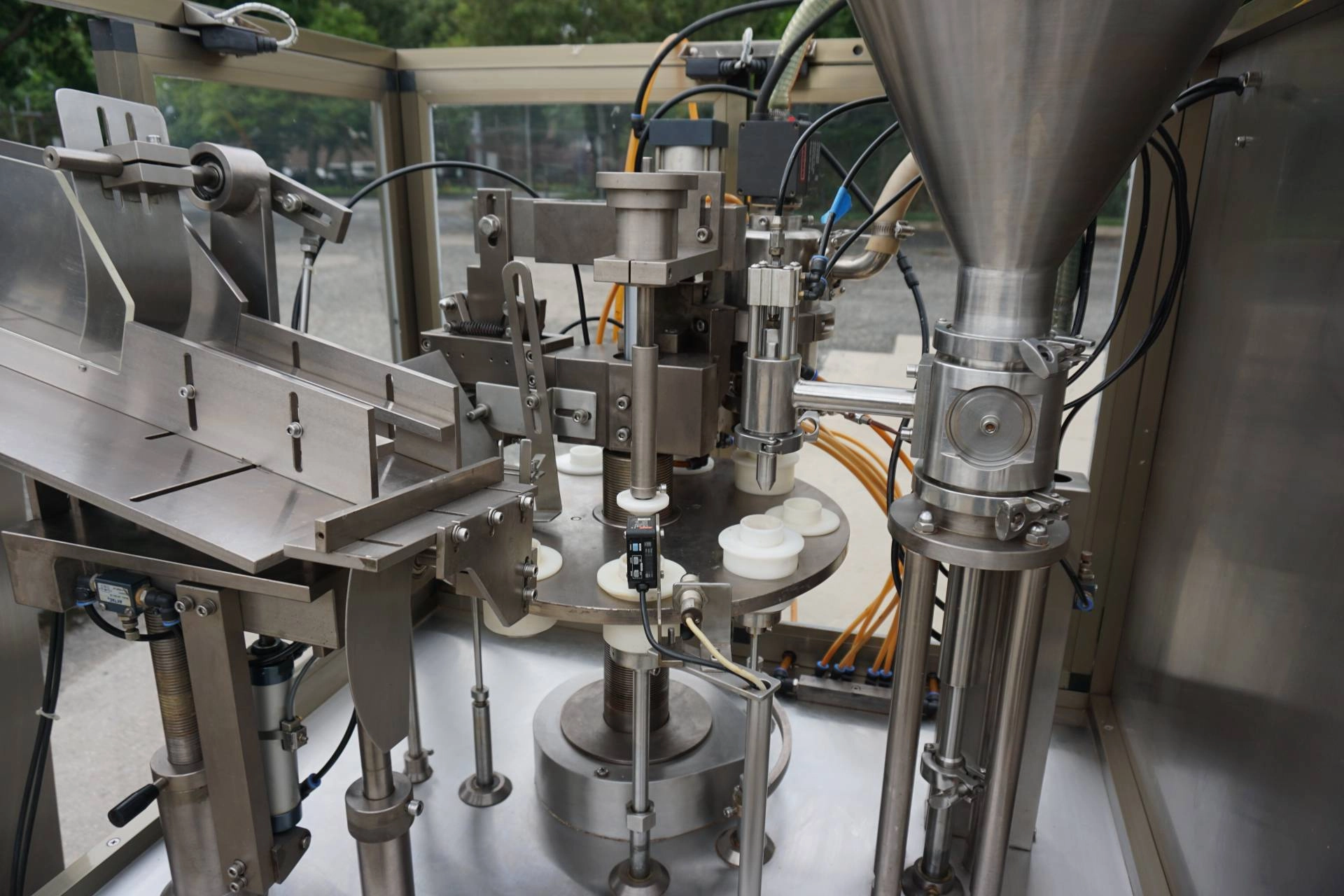 Accutek Hot Air Tube Filling Machine with Tube Loader | LabX.com