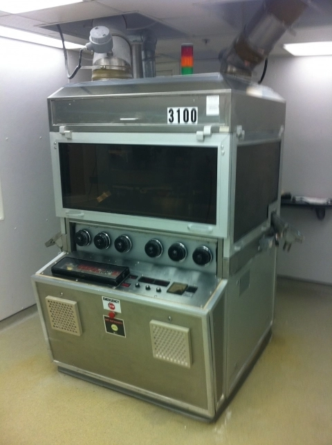 Fette “Perfecta 3100” 55 Station Rotary Tablet Press | LabX.com