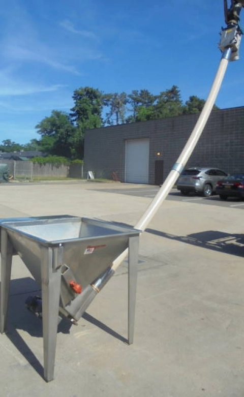 Flexicon 4 In. Diameter Flexible Screw Conveyor With Hopper Prebreaker ...