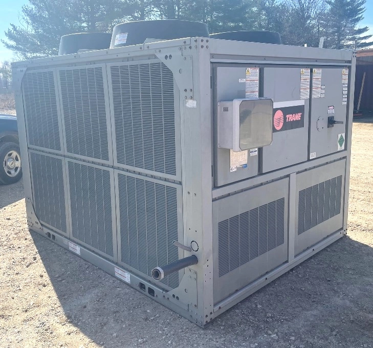 Used Trane 40 Ton Air Cooled Chiller model CGAM 040F | LabX.com