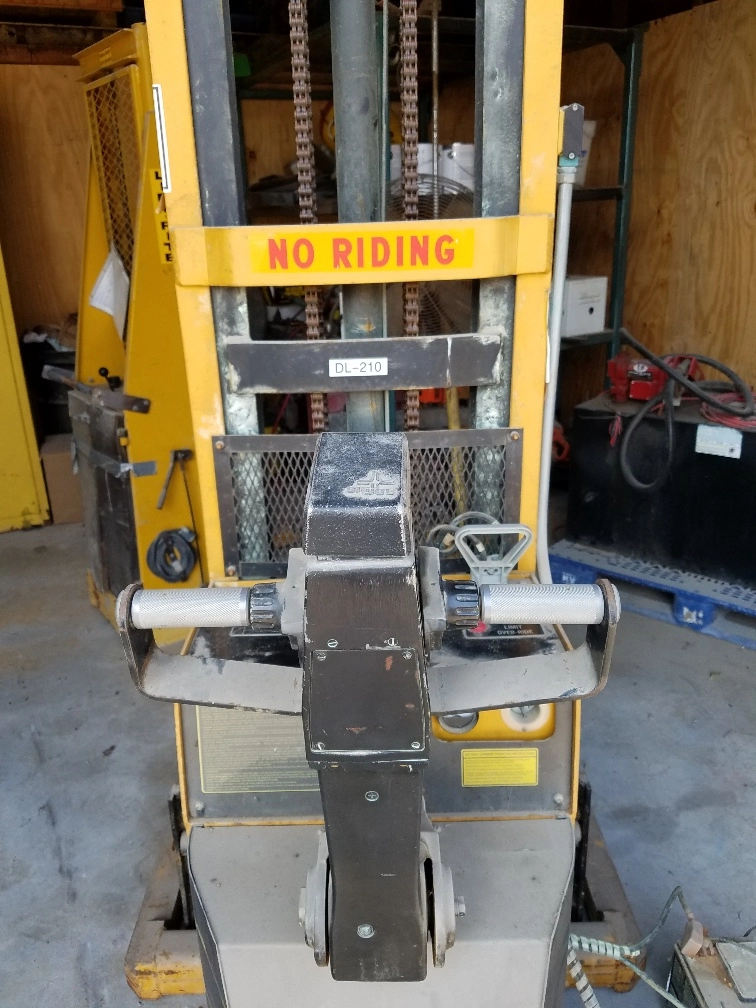 2,000 lb. Capacity Walk Behind Straddle Forklift, Order Picker | LabX.com