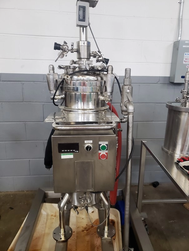 600 Liter Sanitary Stainless Steel Jacketed Reactor/fermenter | LabX.com