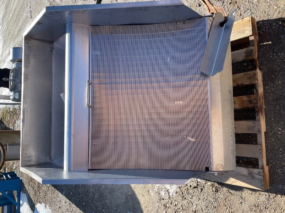 Lyco Inclined De-watering/Wash down Screen. Hydrosieve | LabX.com