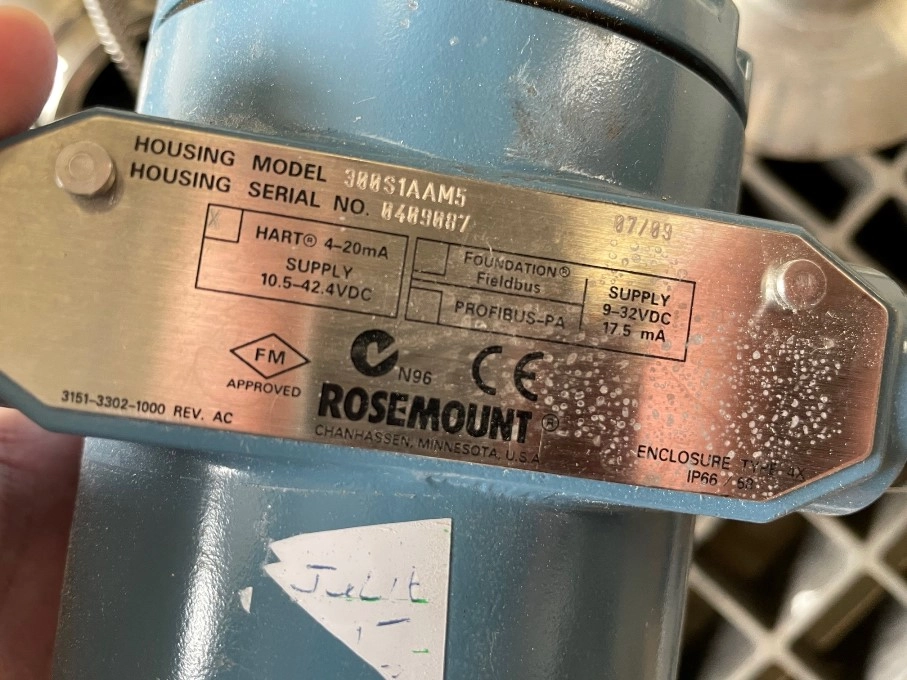 Rosemount Model 300S1 Pressure Transmitter. 300S1AAM5 | LabX.com
