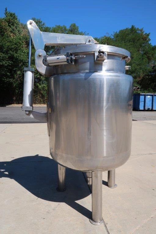 400 Gallon Stainless Steel Jacketed Autoclave, Air Operated Lid | LabX.com