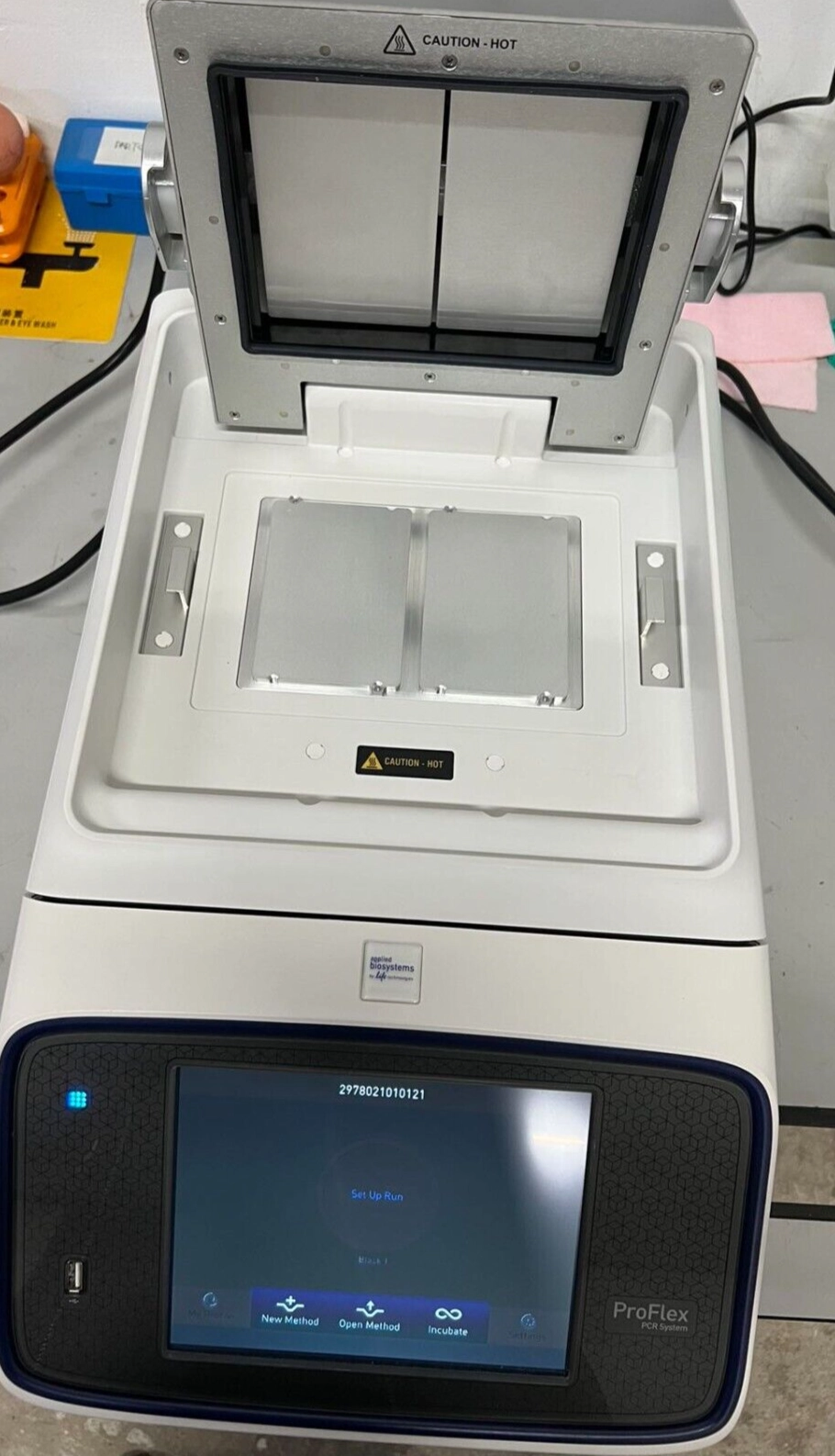 Applied Biosystems ProFlex™ Dual Flat Sample block | LabX.com