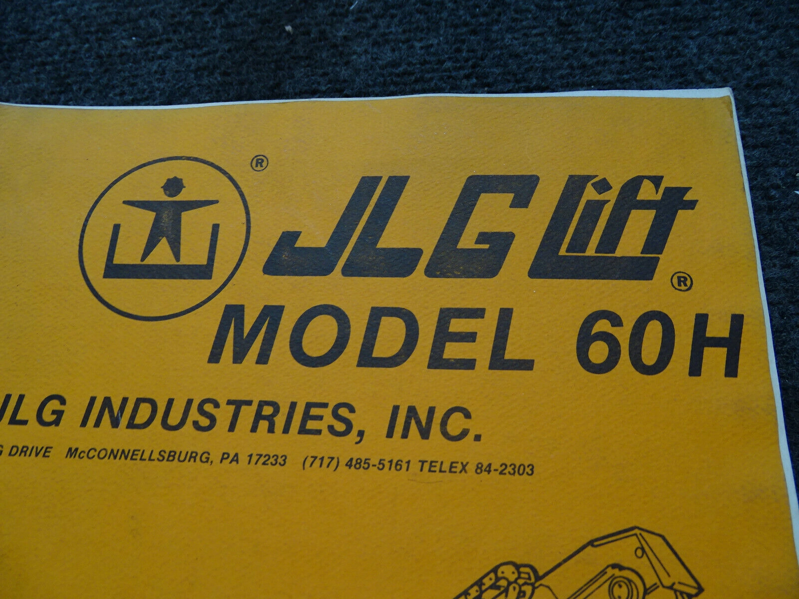 JLG 60H Telescopic Boom Lift Operating & Service & | LabX.com