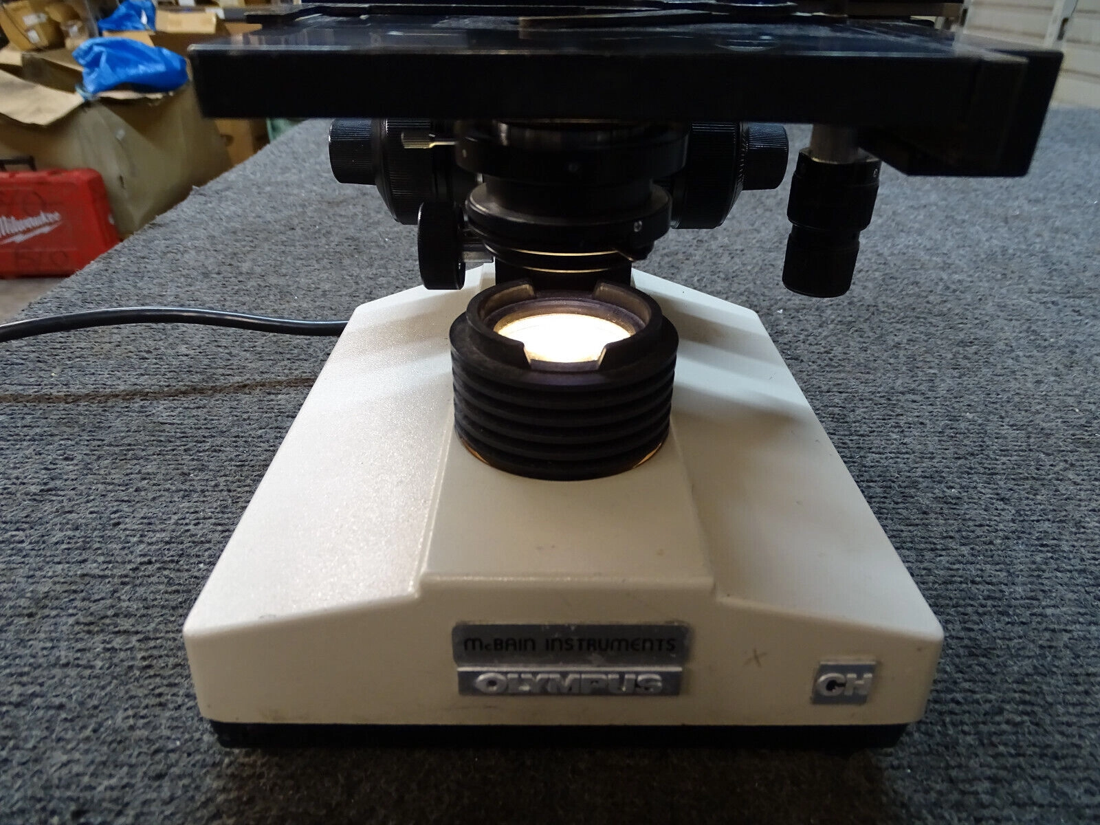 Olympus CH CHBS Microscope w/ 3 Obj CWHK 10 Eyes S | LabX.com