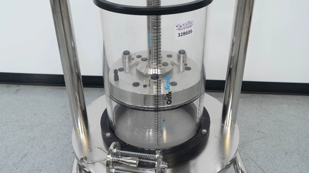 Millipore QuikScale 51 Liter Chromatography Column | LabX.com