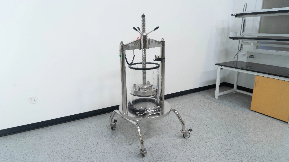 Millipore QuikScale 51 Liter Chromatography Column | LabX.com