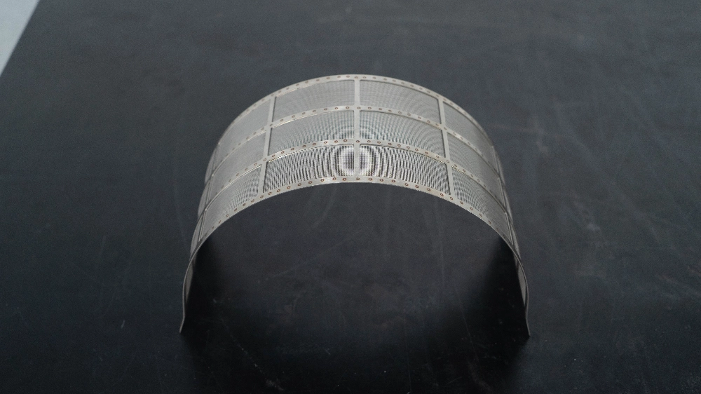 Fitz-Mill Size 000 Screen For D6A Hammer Mill | LabX.com