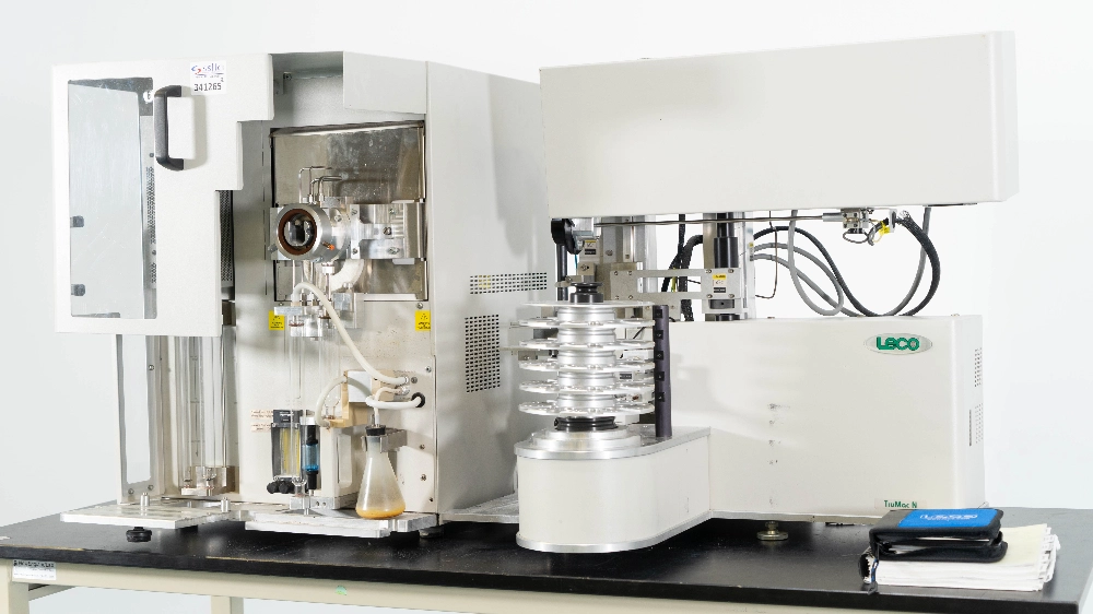 Leco TruMac N Nitrogen Determinator | LabX.com