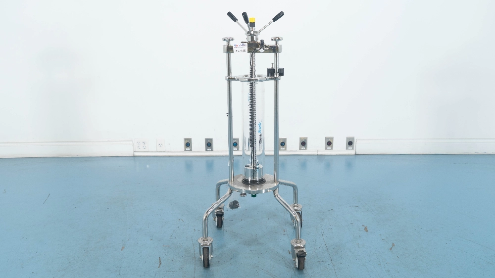 Millipore QuikScale 4 Liter Chromatography Column | LabX.com