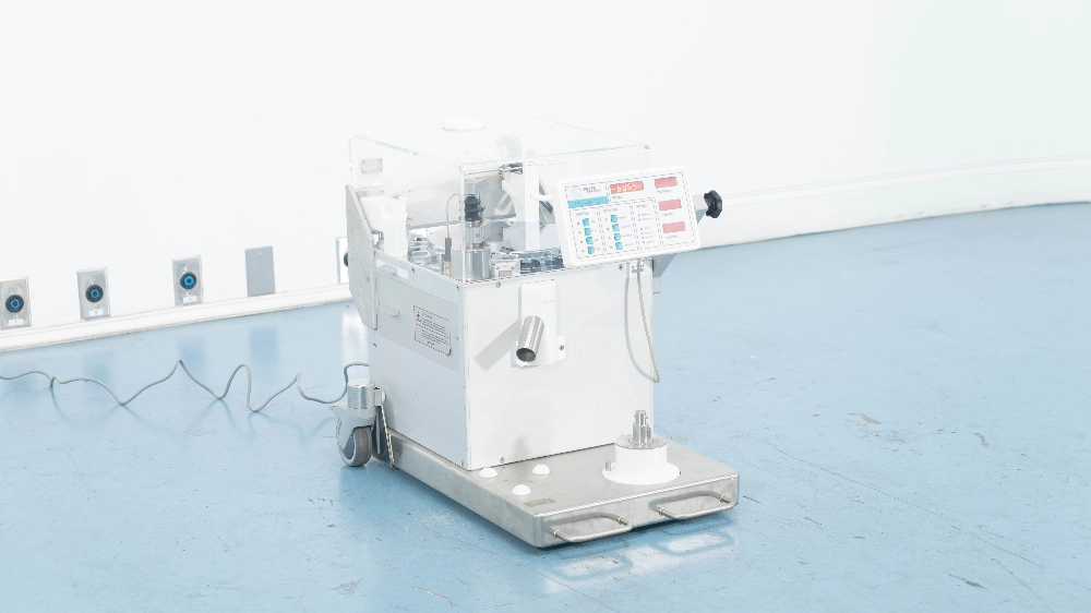 Fette Compacting Checkmaster Checkweigher | LabX.com
