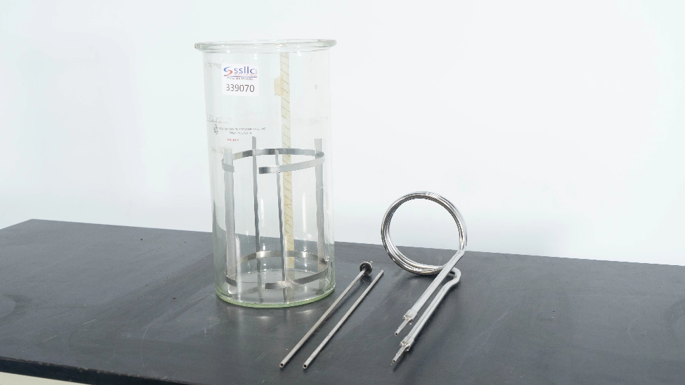 New Brunswick Scientific Glass Fermenter Vessel | LabX.com