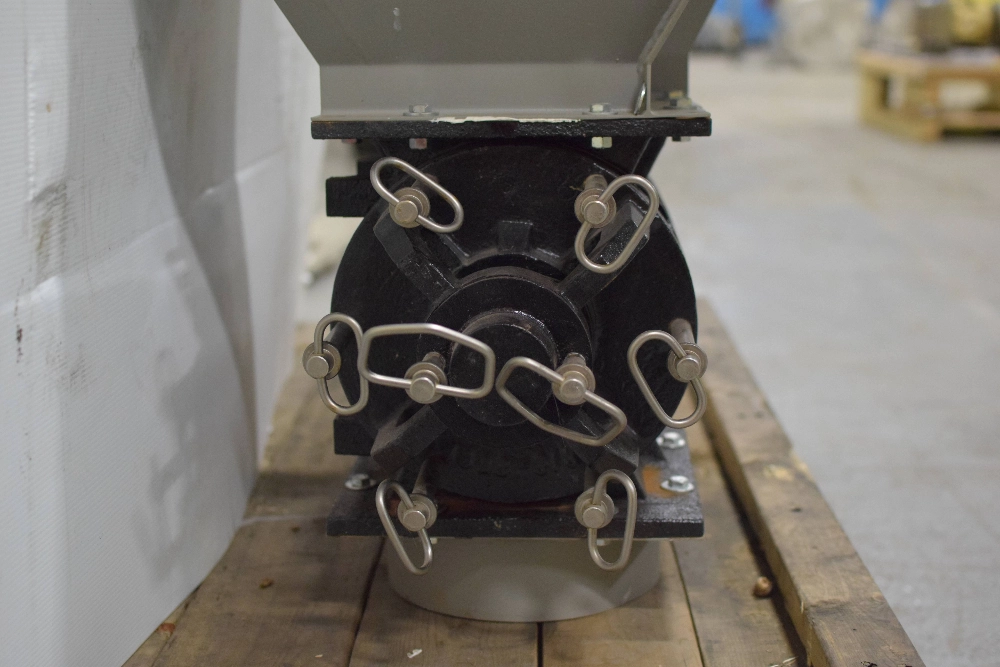 Falk Cyclone Airlock | LabX.com