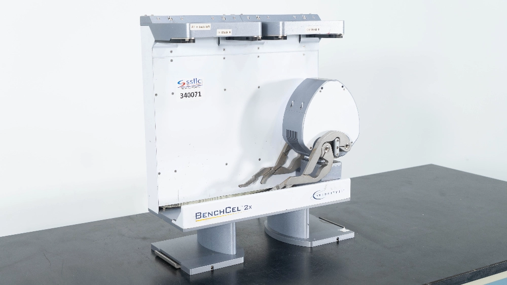 Velocity 11 BenchCel 2x Microplate Handler | LabX.com