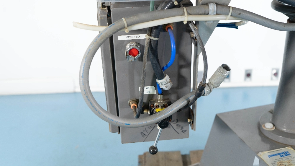 Pneumatic Scale F148 Pocket Feeder | LabX.com