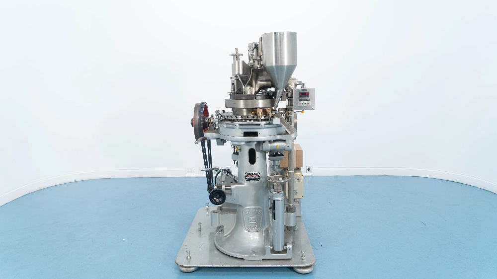 Stokes BB2 35 Station Tri Layer Tablet Press | LabX.com