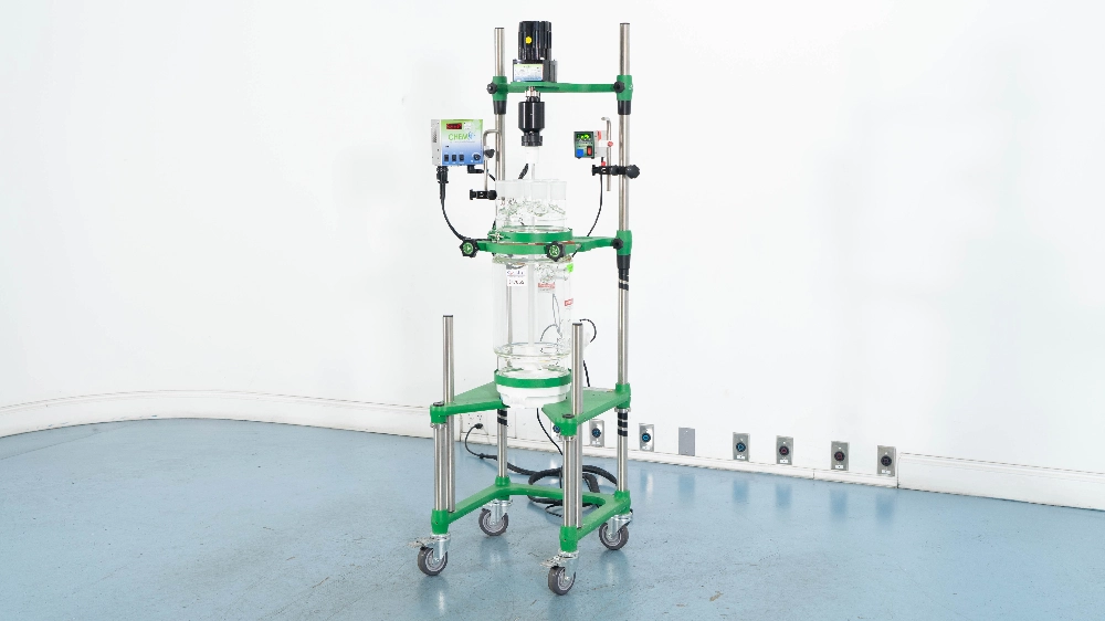 Chemglass 10 Liter Glass Bioreactor System | LabX.com