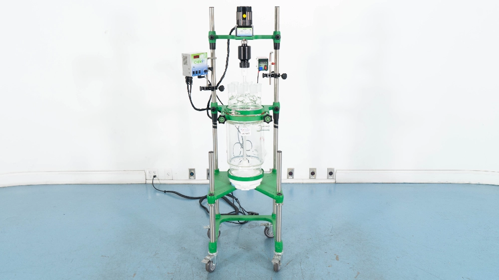 Chemglass 10 Liter Glass Bioreactor System | LabX.com