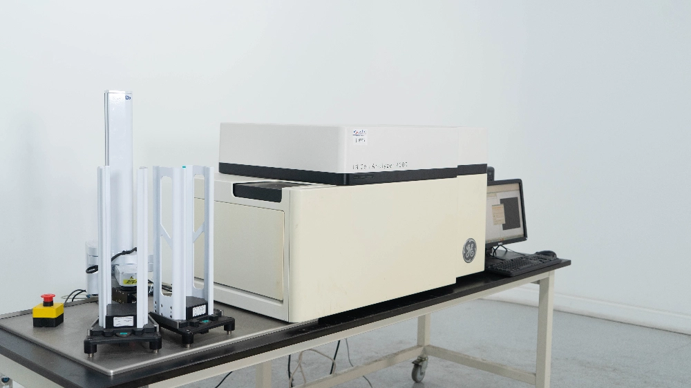 GE IN Cell Analyzer 2000 Cellular Imaging System | LabX.com