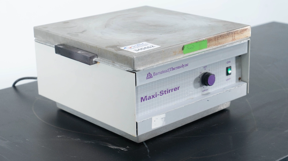 Barnstead Thermolyne Magnetic Stirrer | LabX.com