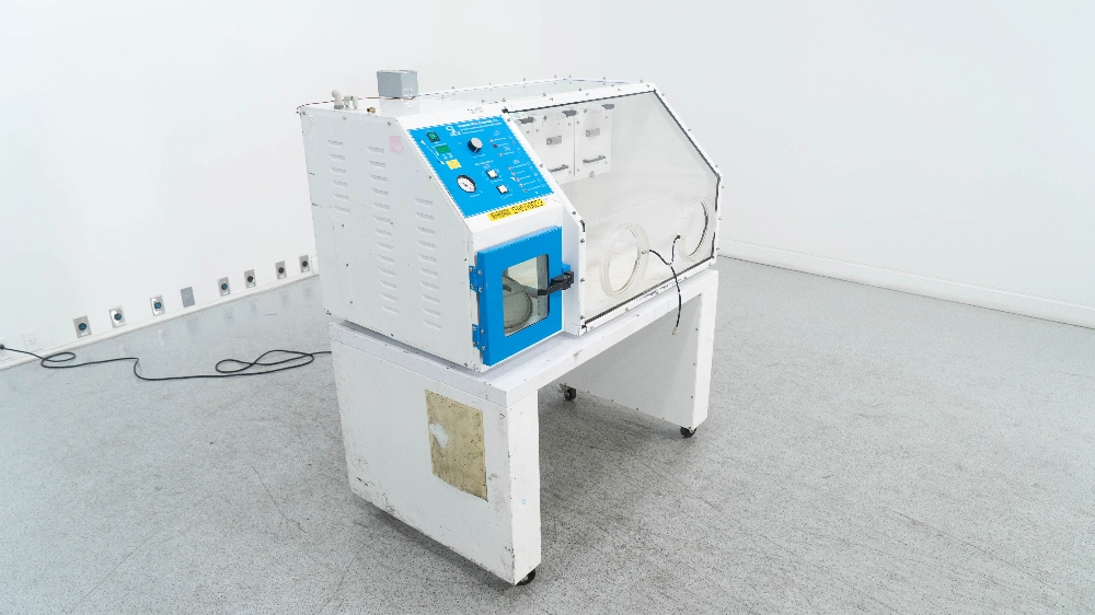 Sheldon BAC I Bactron Anaerobic / Environmental Chamber | LabX.com