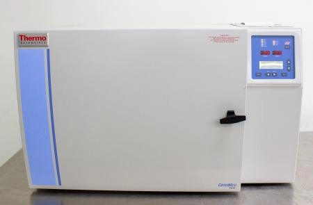 Thermo Scientific CryoMed Controlled Rate Freezer 7452 | LabX.com