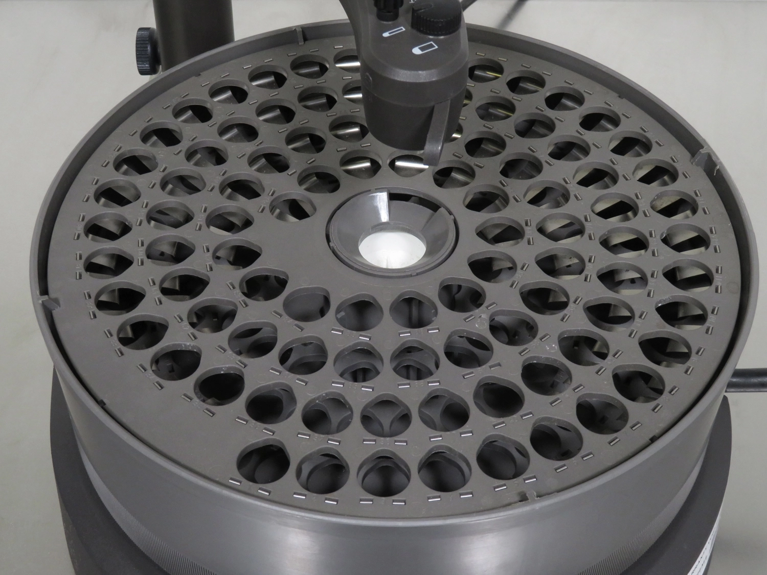 Amersham Biosciences Frac-920 Fraction Collector | LabX.com