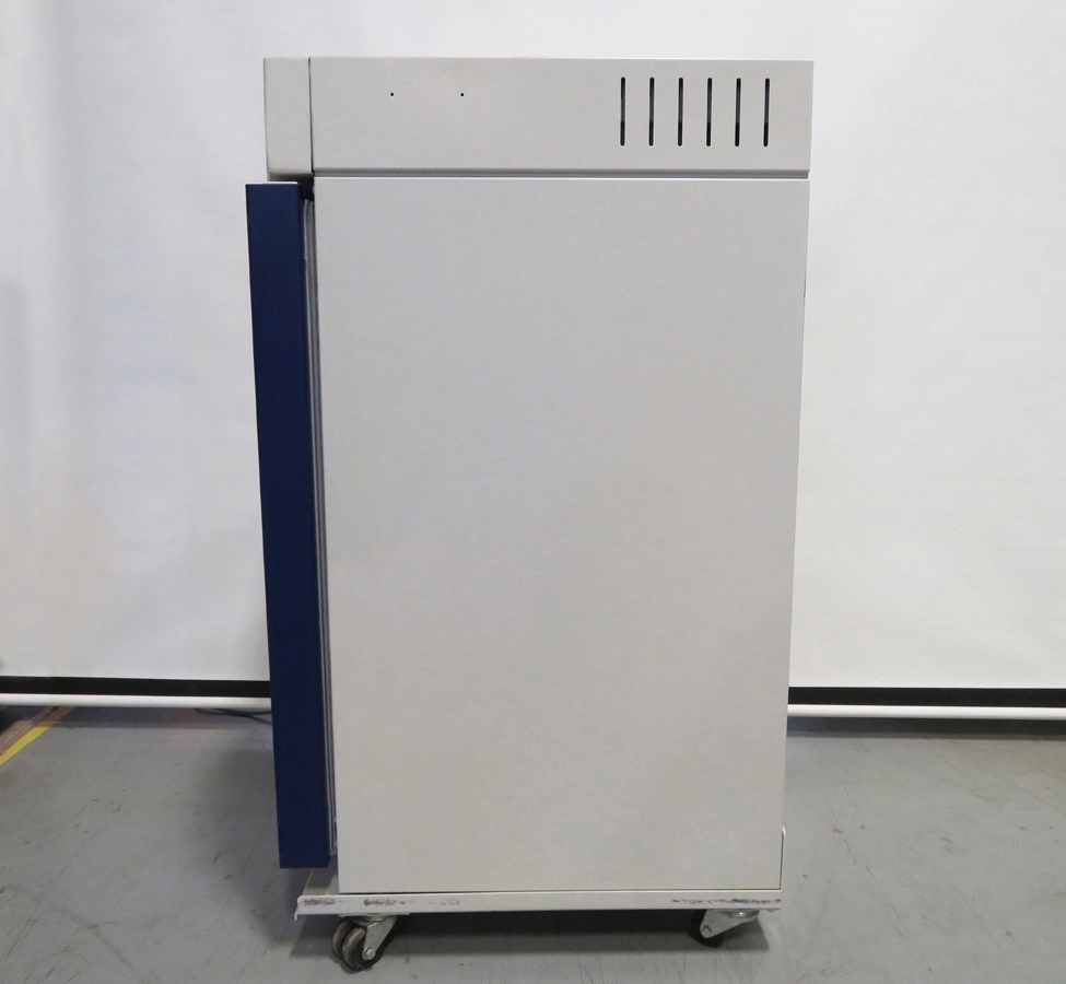 Thermo Scientific Napco 8000 CO2 Water Jacketed Incubator | LabX.com