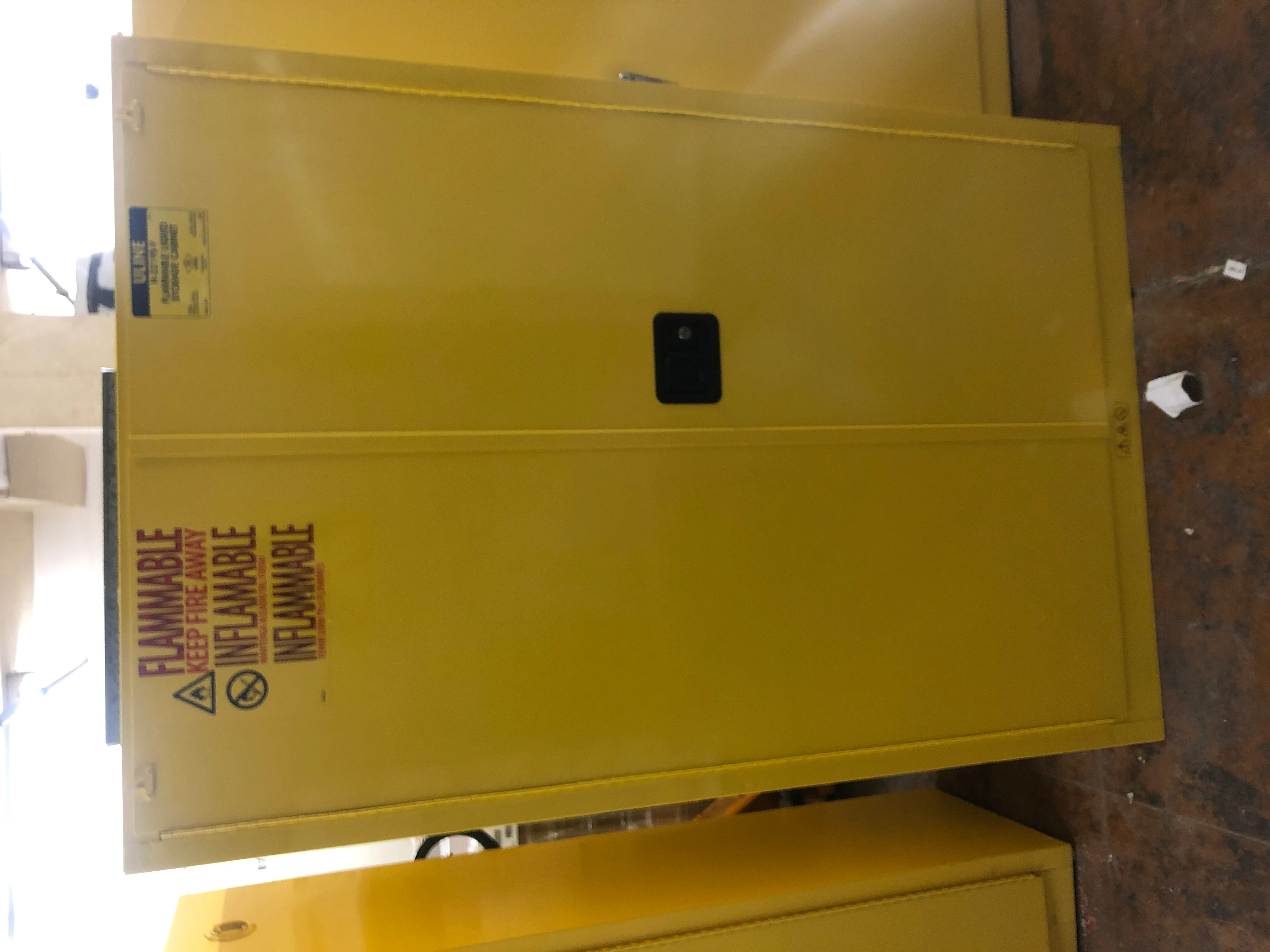 Flammable Cabinets | LabX.com