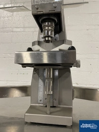 Genesis Benchtop Vial Crimper Machine | LabX.com