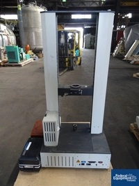 Instron Tensile Tester, Model 4201 | LabX.com