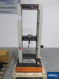 Instron Tensile Tester, model 1122 | LabX.com