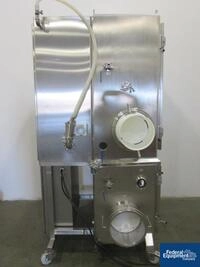 Howorth Discharge Isolator with Receiver, S/S | LabX.com
