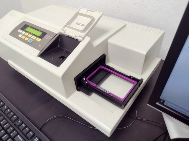 Molecular Devices SpectraMax M2 Multimode Microplate Reader | LabX.com