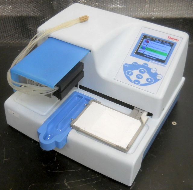 Thermo MultiDrop-Combi Microplate Reagent Dispenser | LabX.com