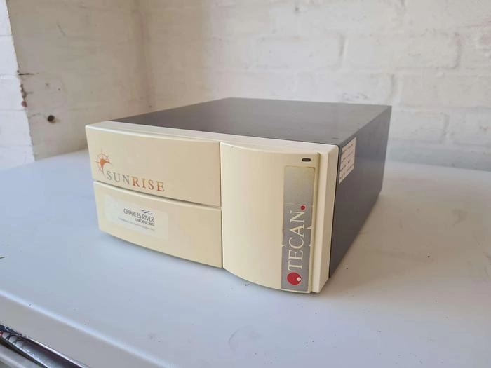 Tecan Sunrise Microplate Reader | LabX.com