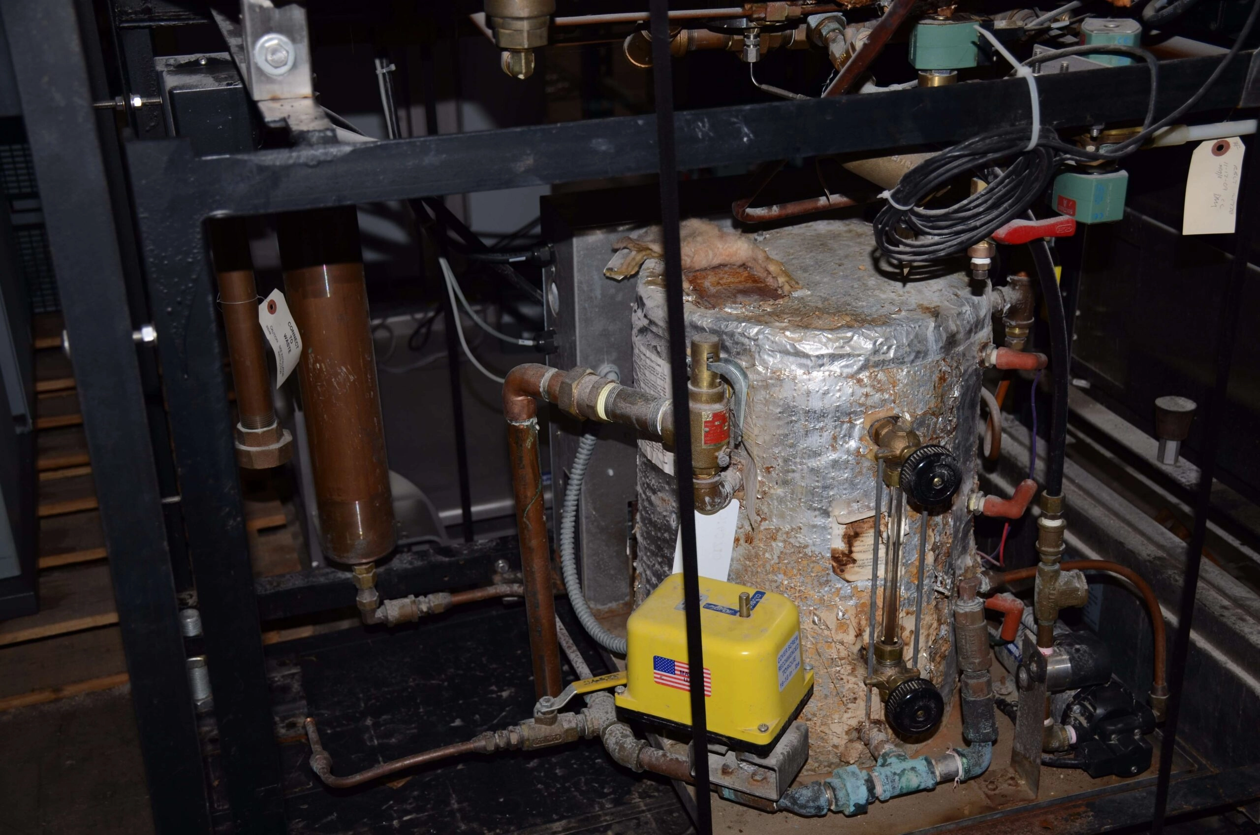 Getinge Sourcing Vacuum Steam Sterilizer Autoclave 533LS | LabX.com