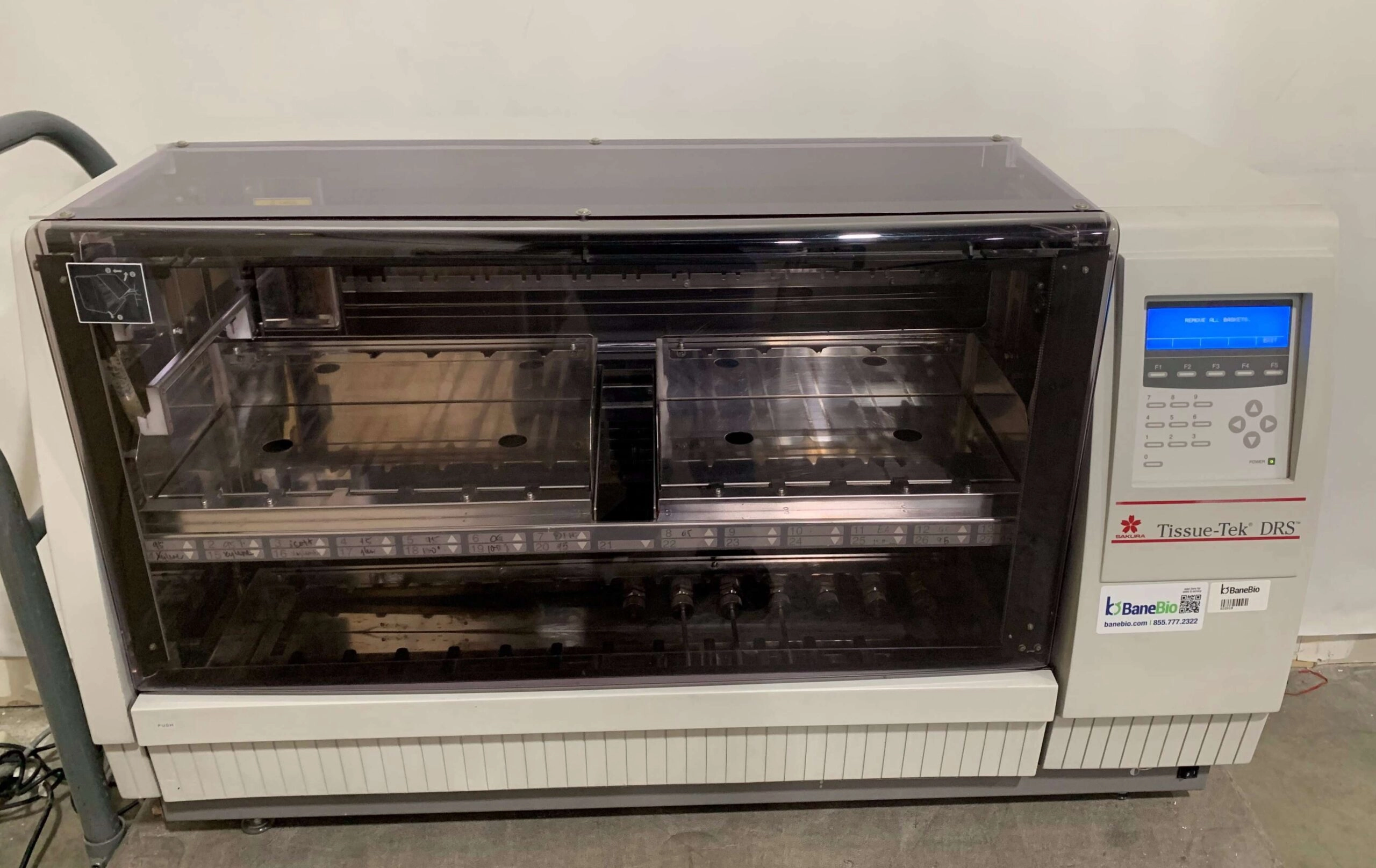 Sakura Tissue-Tek Automated Slide Stainer DRS 2000-D1 | LabX.com