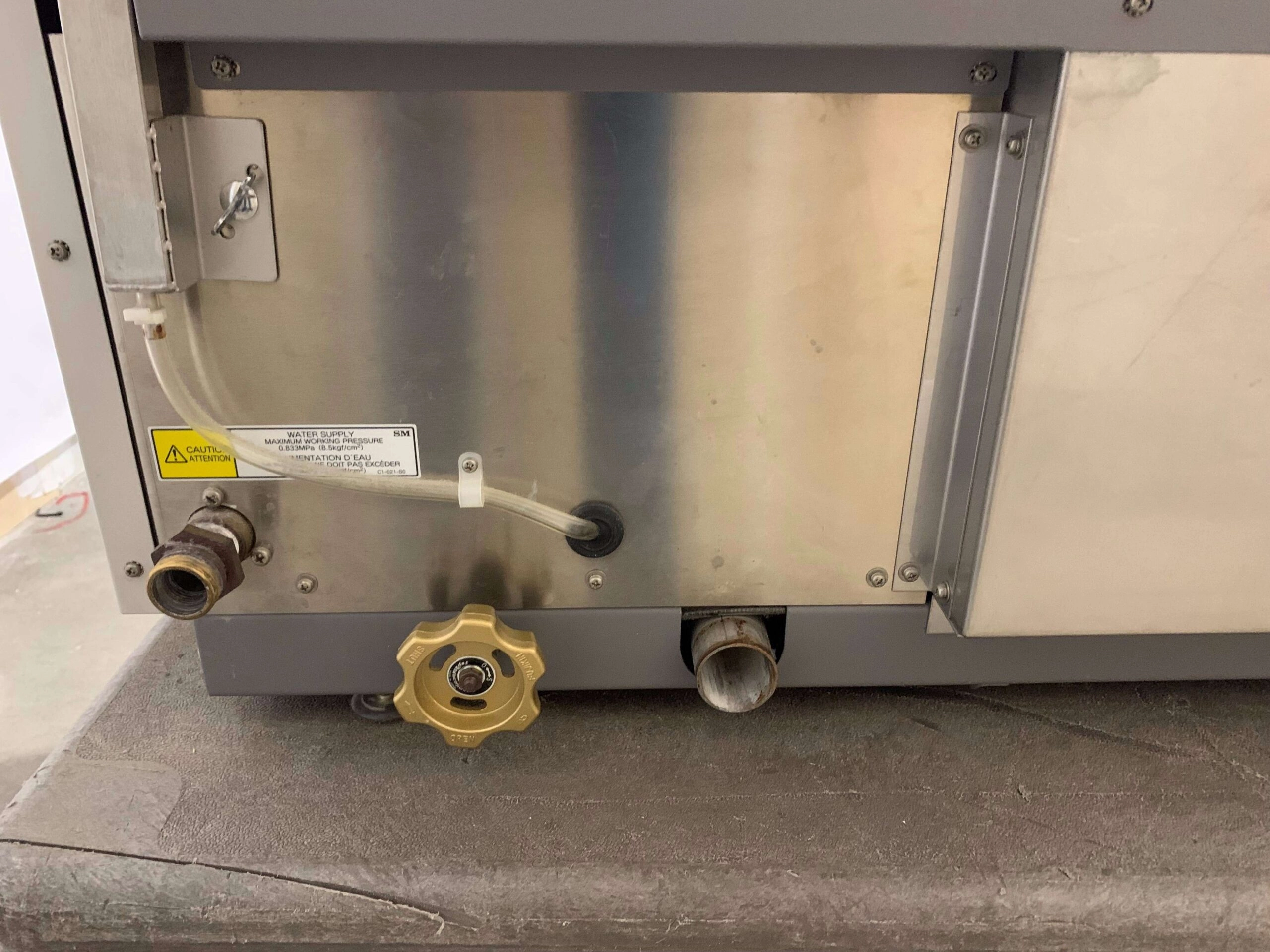 Sakura Tissue-Tek Automated Slide Stainer DRS 2000-D1 | LabX.com